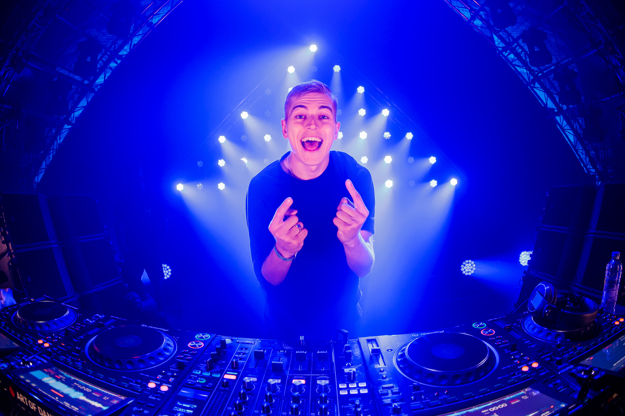 Watch the full set of Voidax at Supremacy 2022 here! - Masters of Hardcore