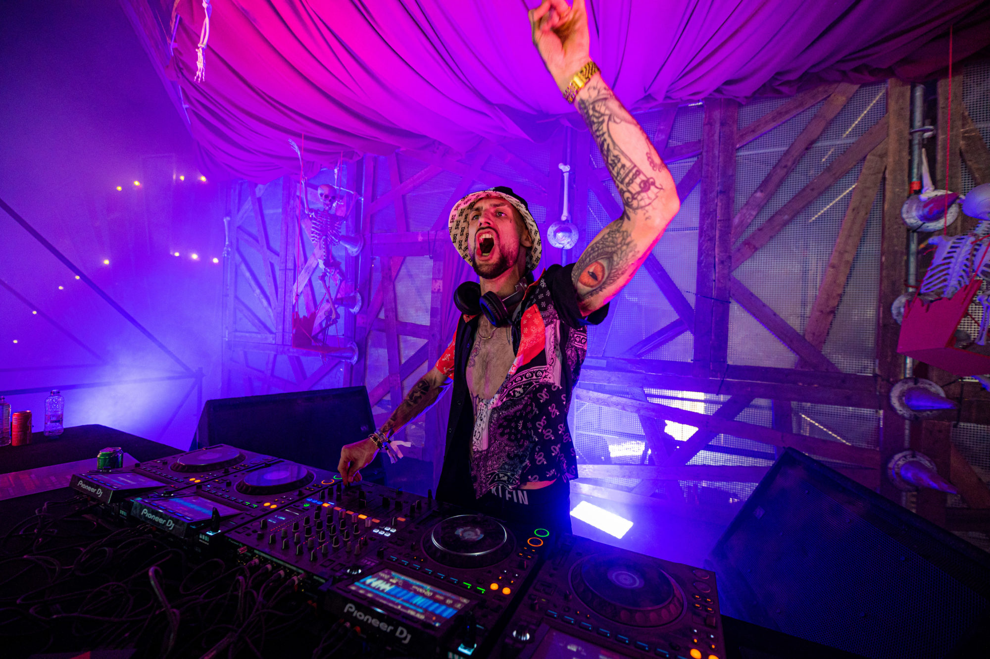Check the full live set of DRS presents 'Made In Hell' at Dominator ...